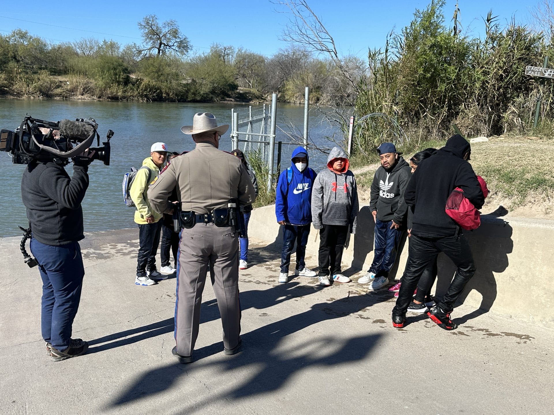 Texas border standoff escalates as feds demand access | Sharyl Attkisson